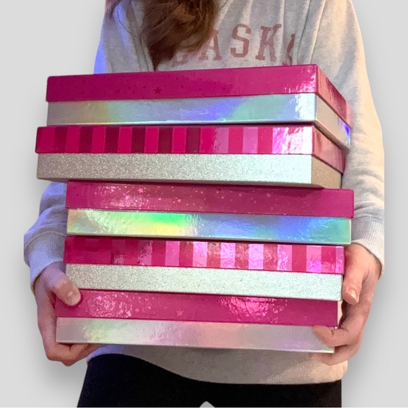 Victoria's Secret | Holiday | Victorias Secret Gift Boxes Holiday Pink ...